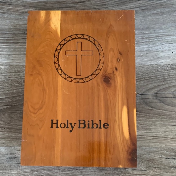 Storage & Organization | Vintage Handmade Carpenters Union Cedar Wood ...